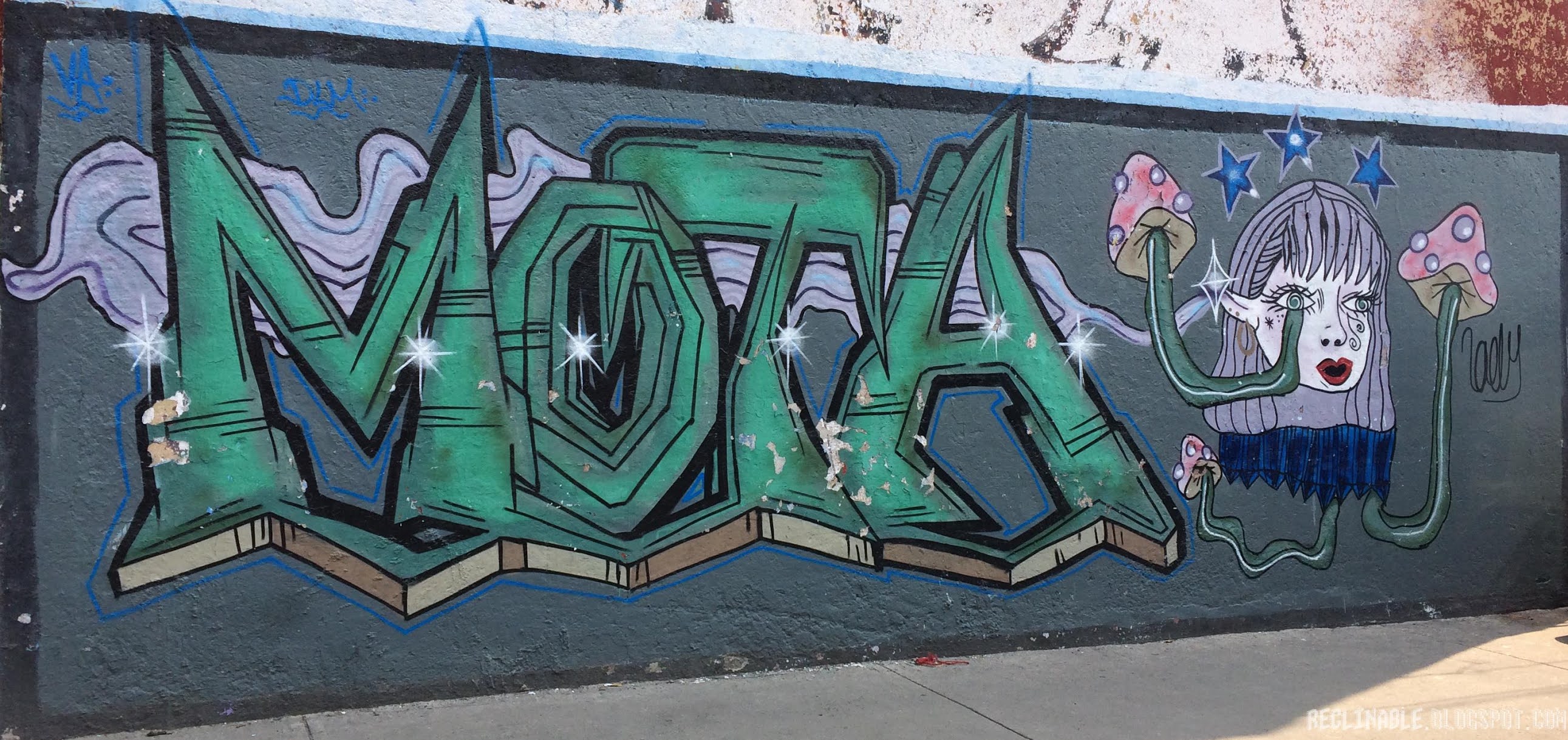 Juan Herme: Graffitis en periférico norte de aragon