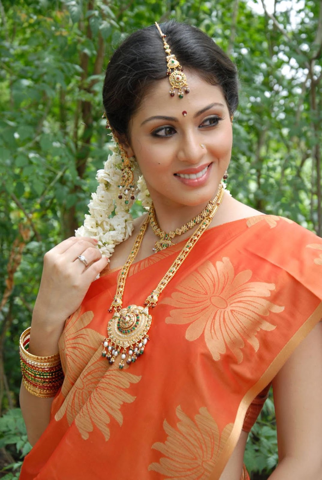 Telugu actress Sada New Spicy Stills Gallery, Sada Latest images, Sada ...