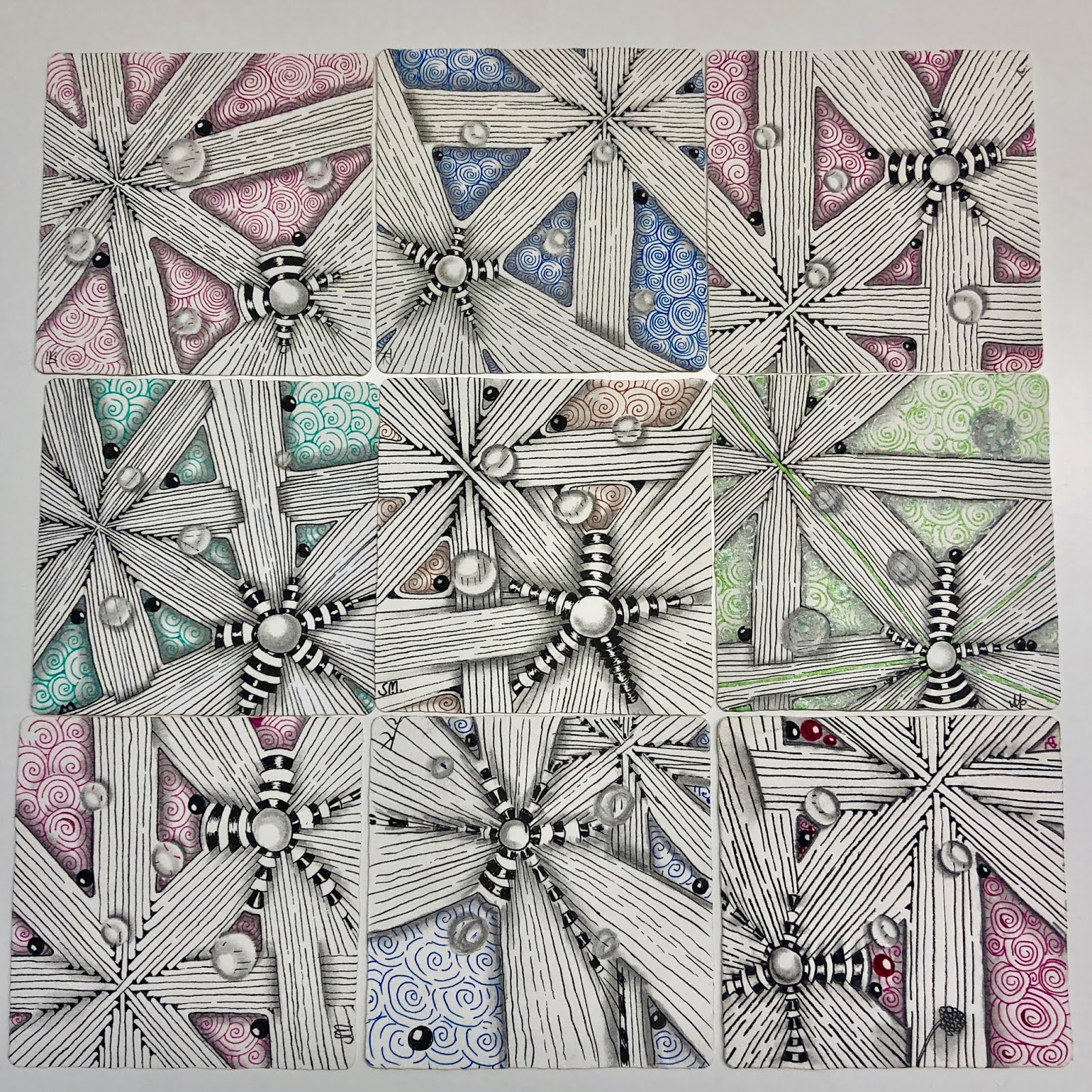 SimTangle : Opus with Labyrinth and other Zentangle Classes