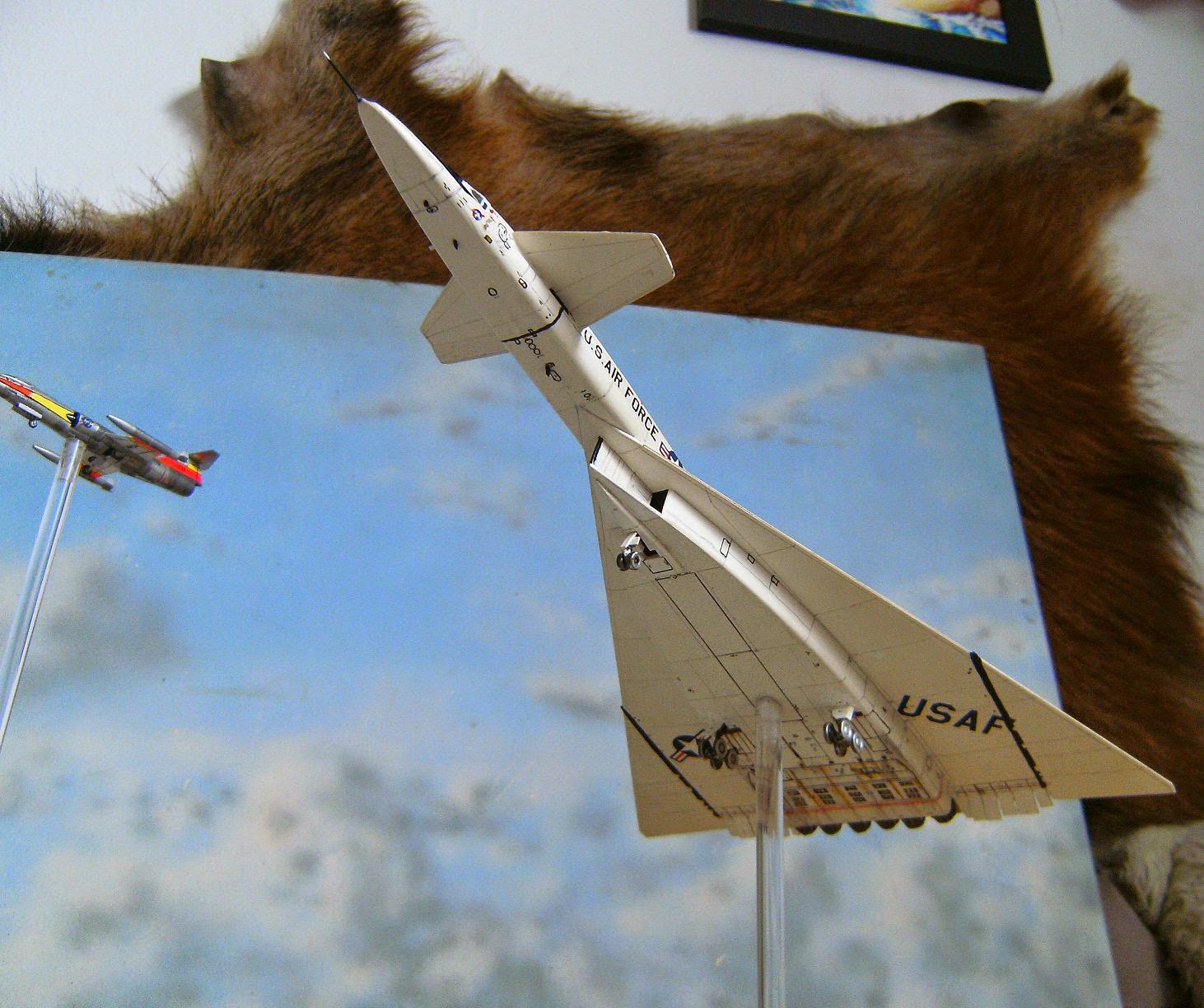 Happyscale-Modellbau: North American XB-70 Valkyrie & Lockheed F-104N ...