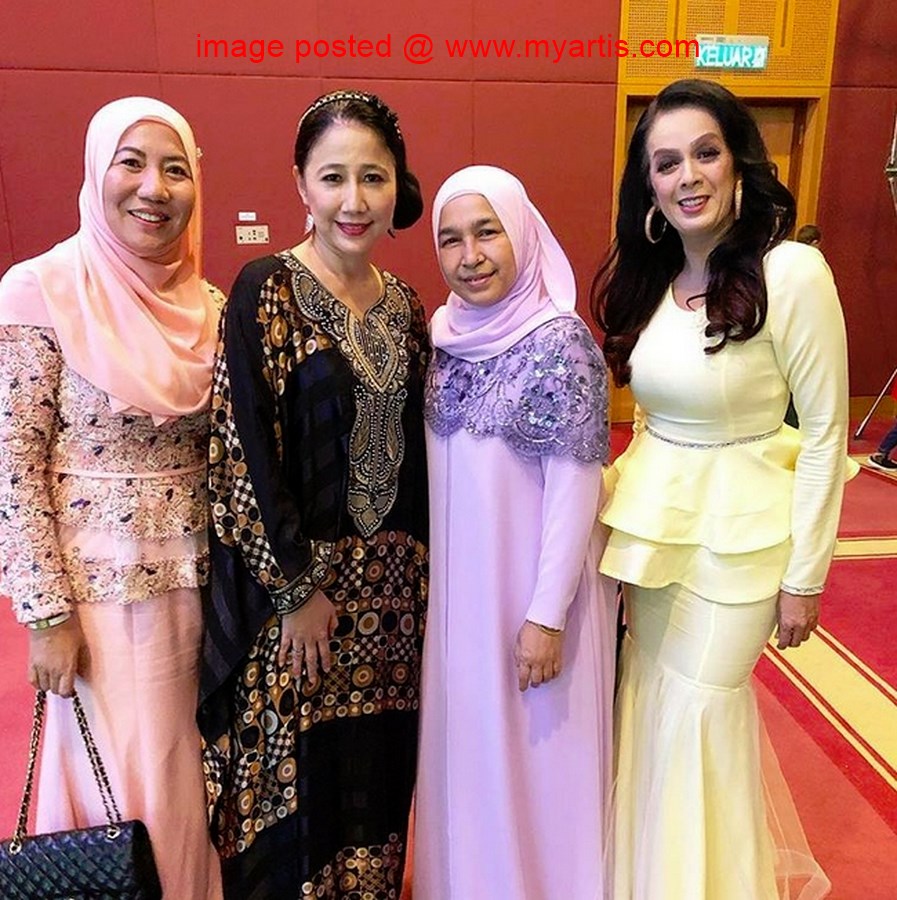 MYARTIS.COM | MYARTIS | MY | ARTIS: 27 FOTO - SUASANA MAJLIS RESEPSI ELFIRA LOY & SUAMI