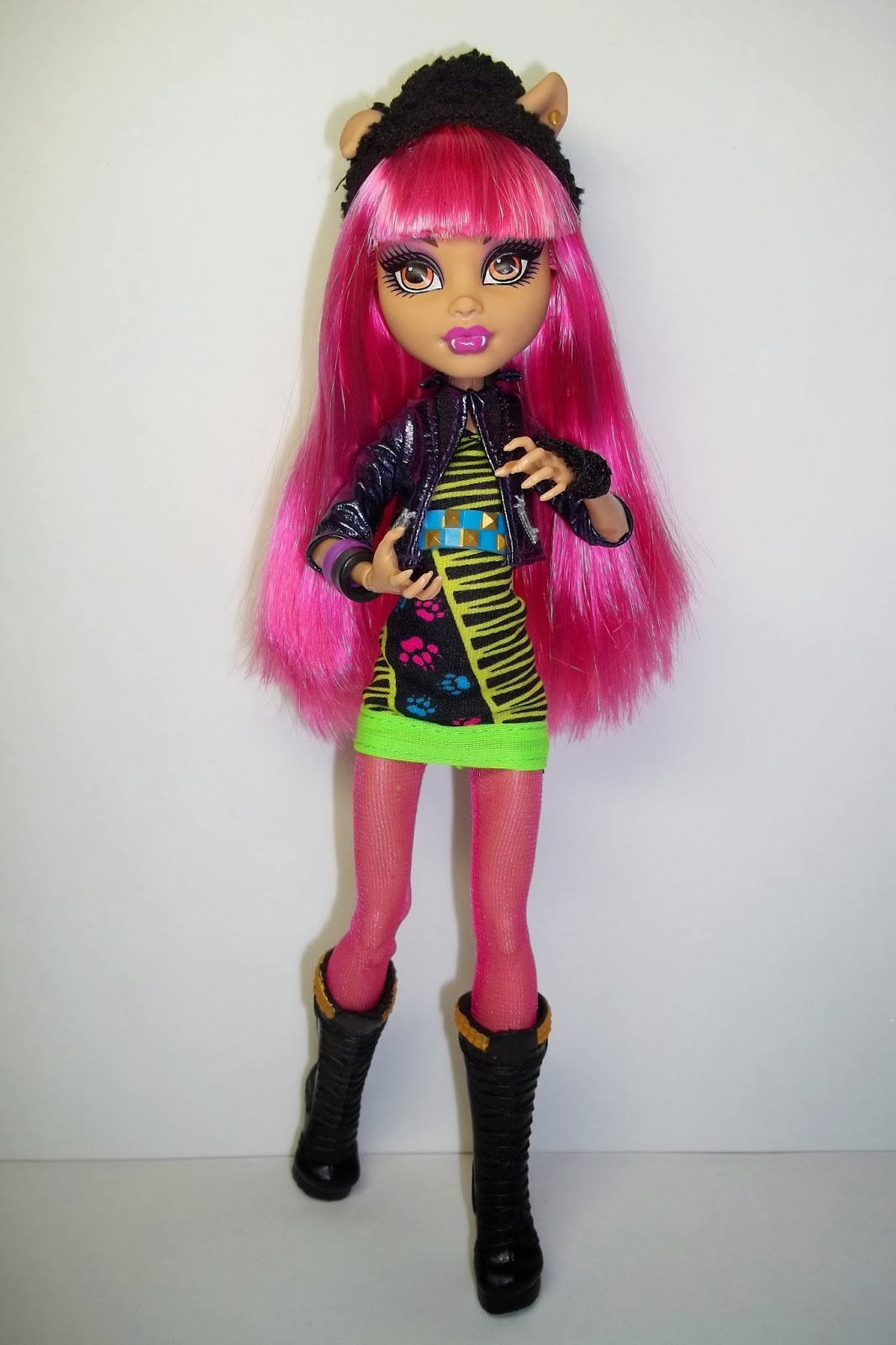 Lindos Sonhos Dourados: Monster High: Howleen Wolf 13 Wishes