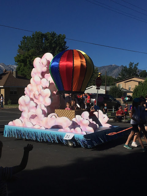 Burrup Time: Miniature Float Parade...
