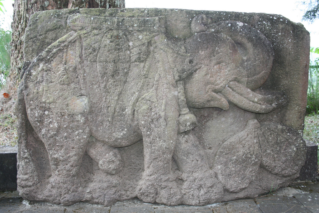 Alam Mengembang Jadi Guru: Candi Sukuh
