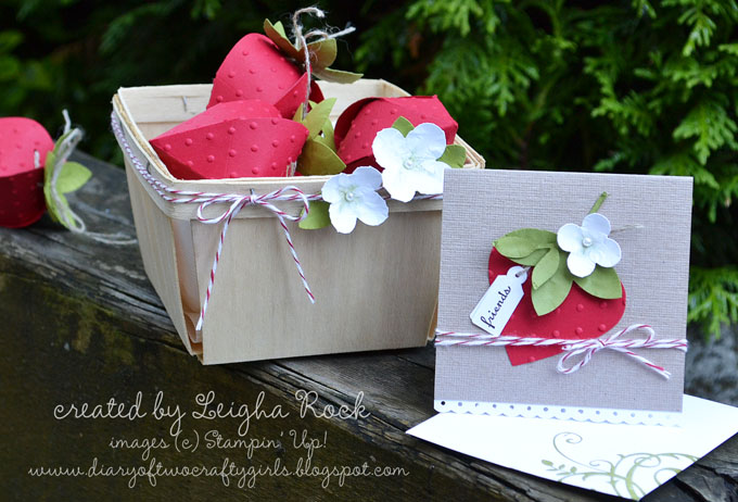 Diary of Two Crafty Girls: Sweet Berries {Tutorial}