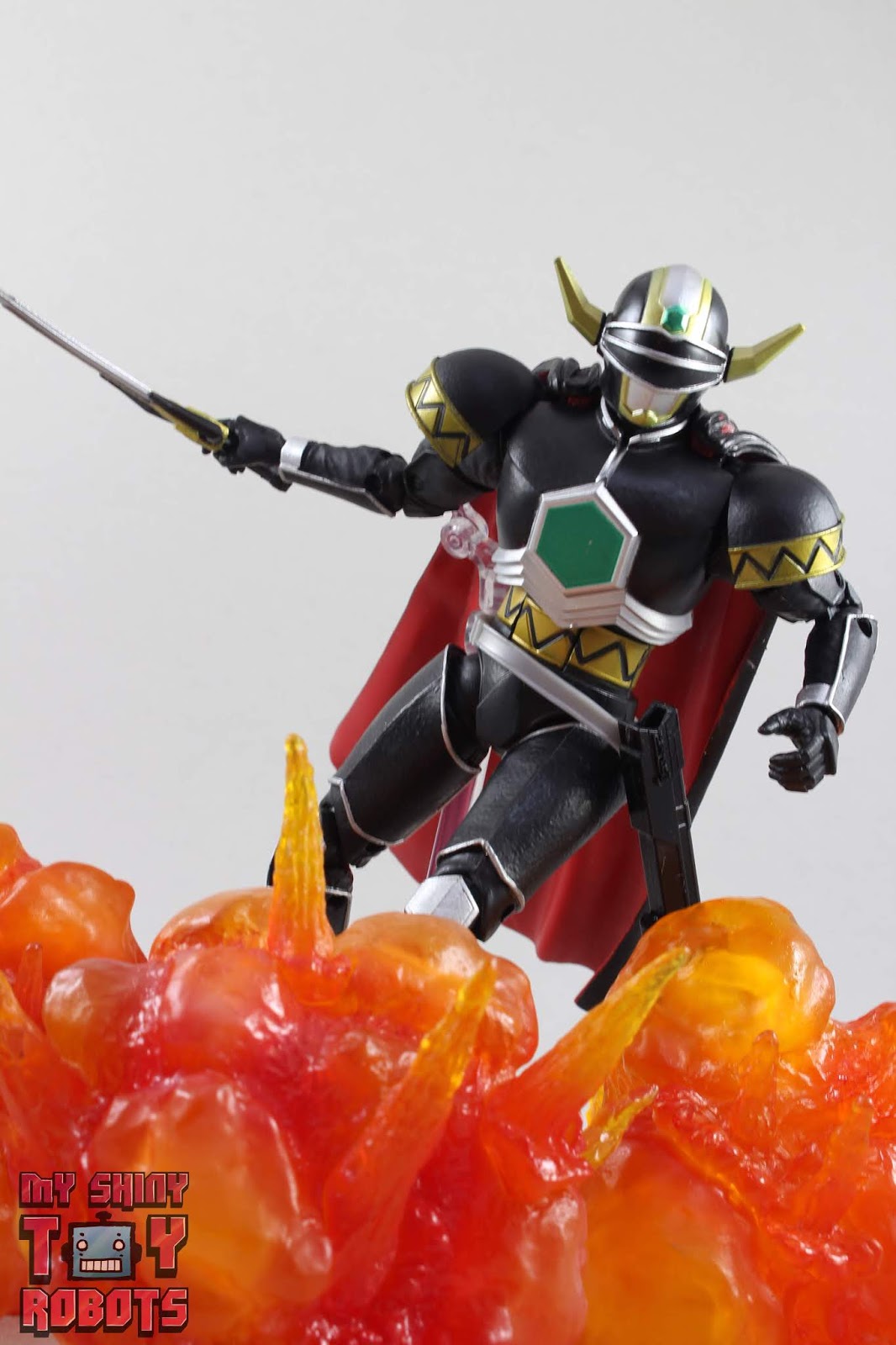 My Shiny Toy Robots: Toybox REVIEW: Power Rangers Lightning Collection ...