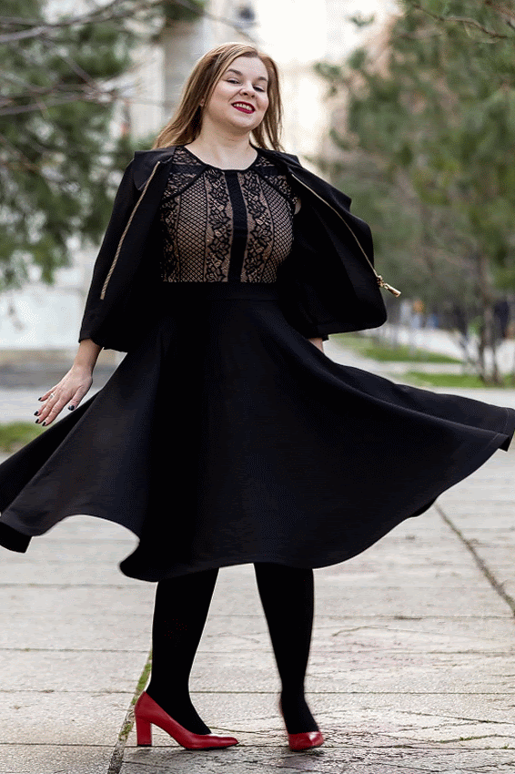 Tu ce tinuta alegi pentru party? - Alina Anghel