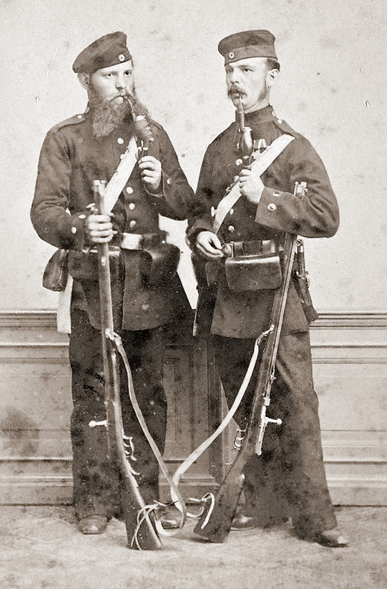 Antique and Classic Photographic Images: German soldiers with rifles ...