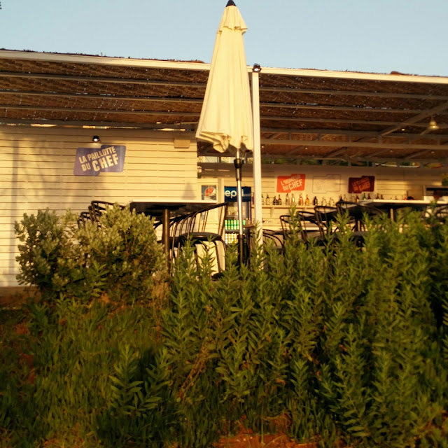 Summertime and The Seafood is Easy