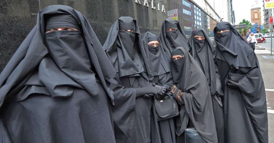 alameda cultural: De burcas e clarinetes