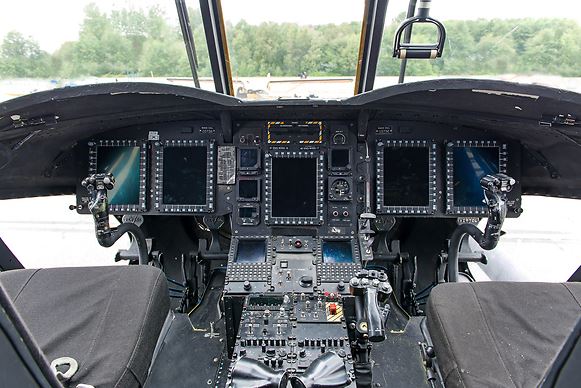 Boeing MH-47G Chinook Specs, Speed, Cockpit, and Price - Helicopter Specs