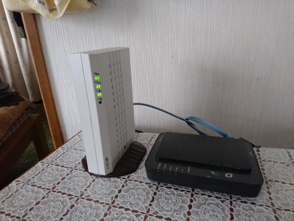 CATV光ケーブル化に伴い引込点変更とLAN配線新設工事 | 現場より...(^^)v [Blog] 愛媛県松山市 アベ冷熱技研