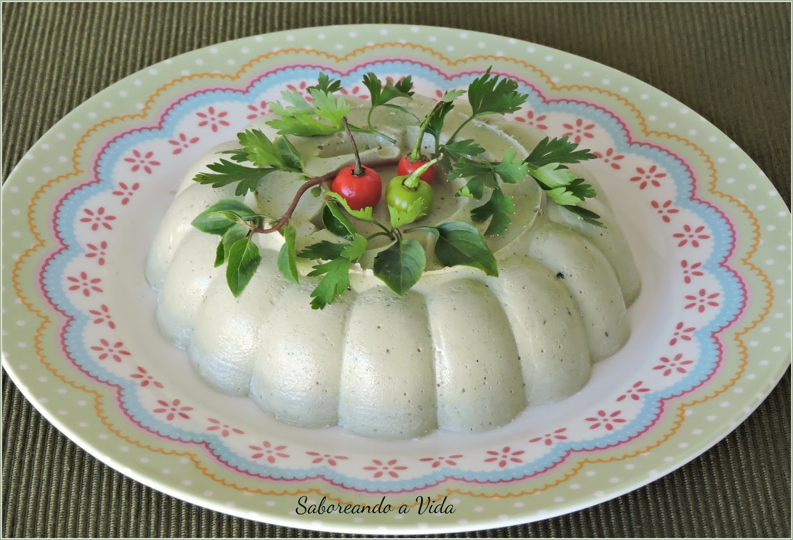 saboreando a vida: Mousse enformada de manjericão e o filme: As ...