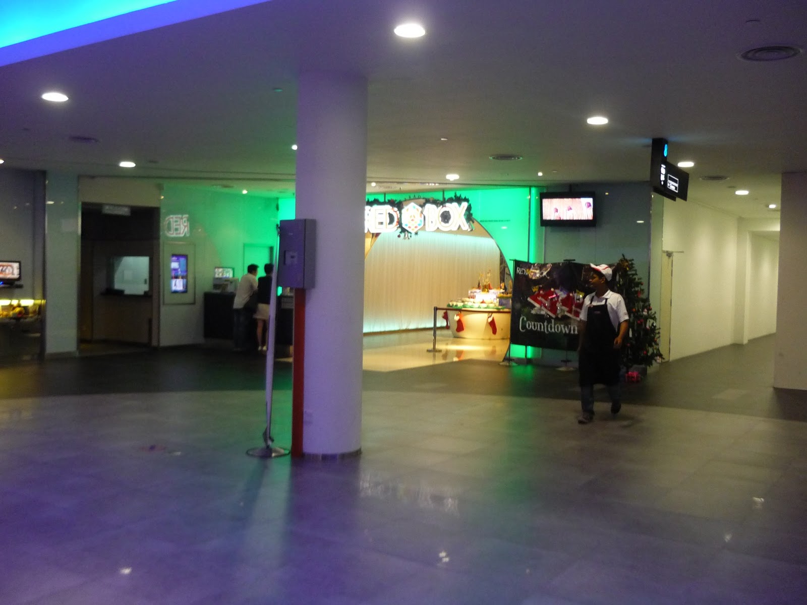 Our Journey : Penang 1st Avenue Mall - Red Box Karaoke