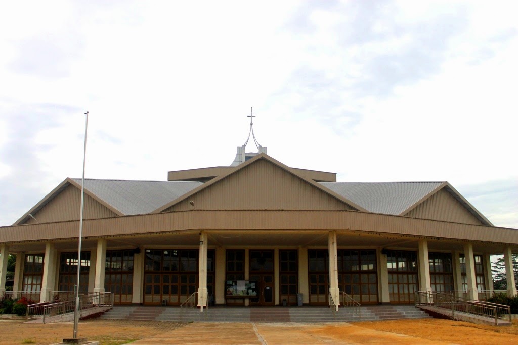 Fotografi Gereja Katolik di Indonesia: Gereja Katolik Bunda Maria ...