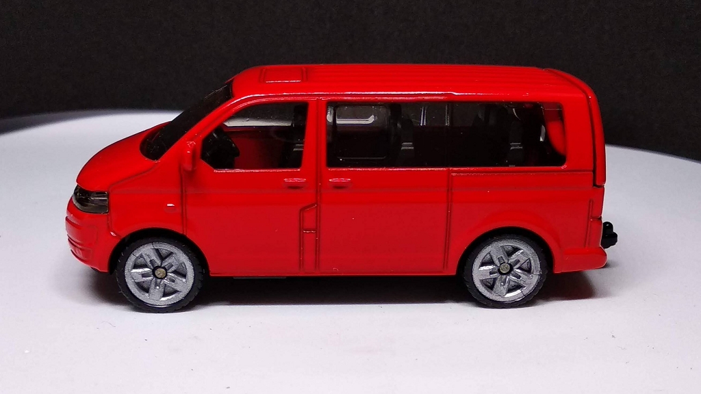 #1070 - VW T5 Multivan FACEFLIFT - von/ab ca.: 2015 - (SIKU SuperSerie) (Variante: 01)