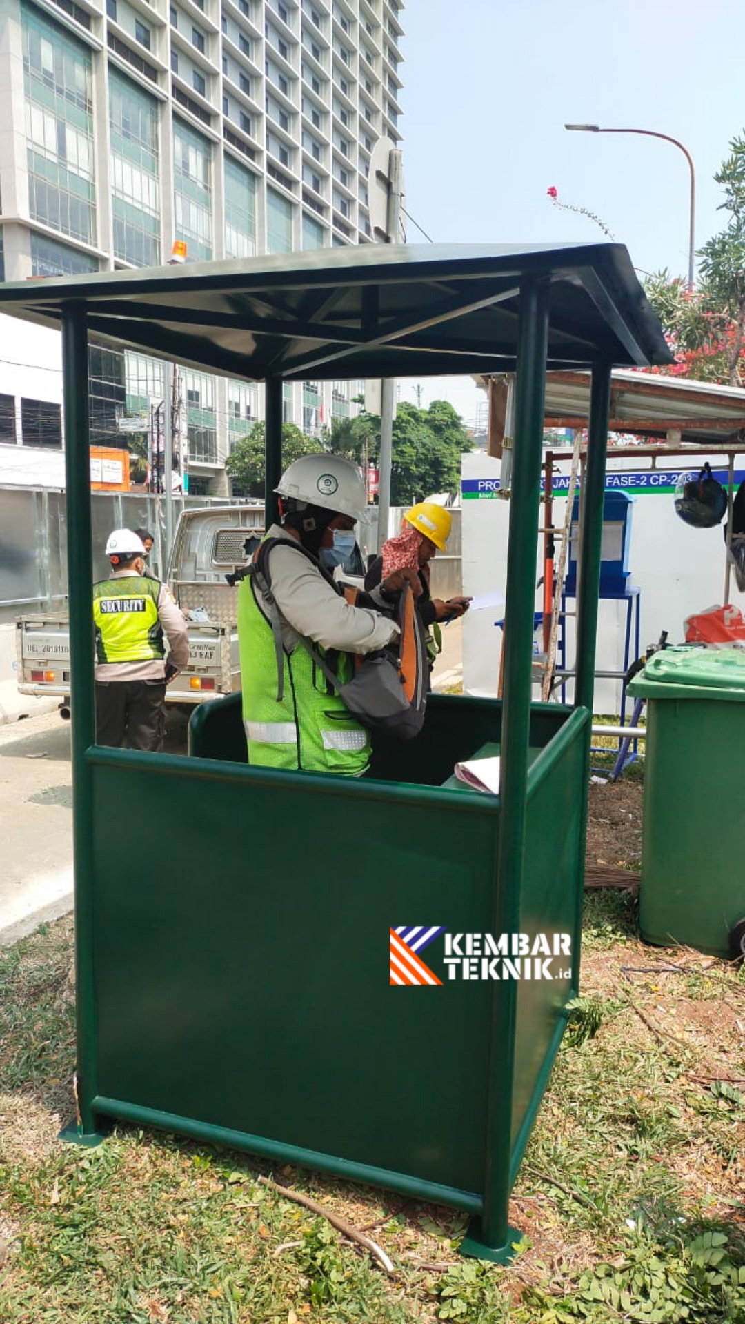 Pos satpam besi portable - Repeart order ke - 2. PT SMCC-HK JO.