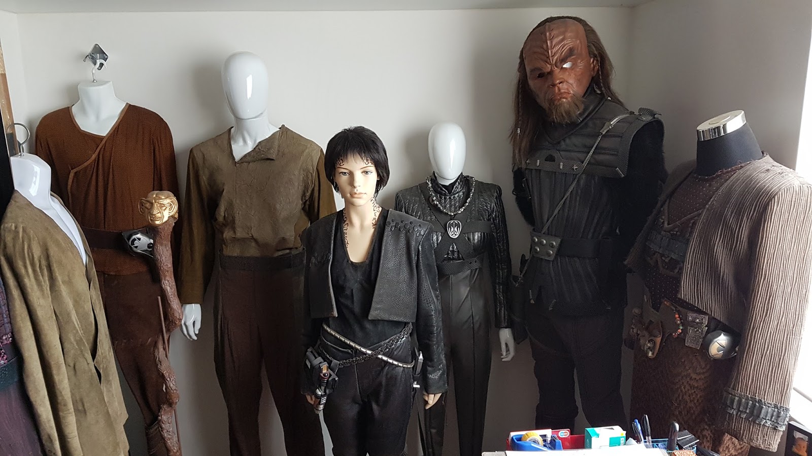 Polonthi's Universe: Updated DS9 Mirror Universe Costume Collection