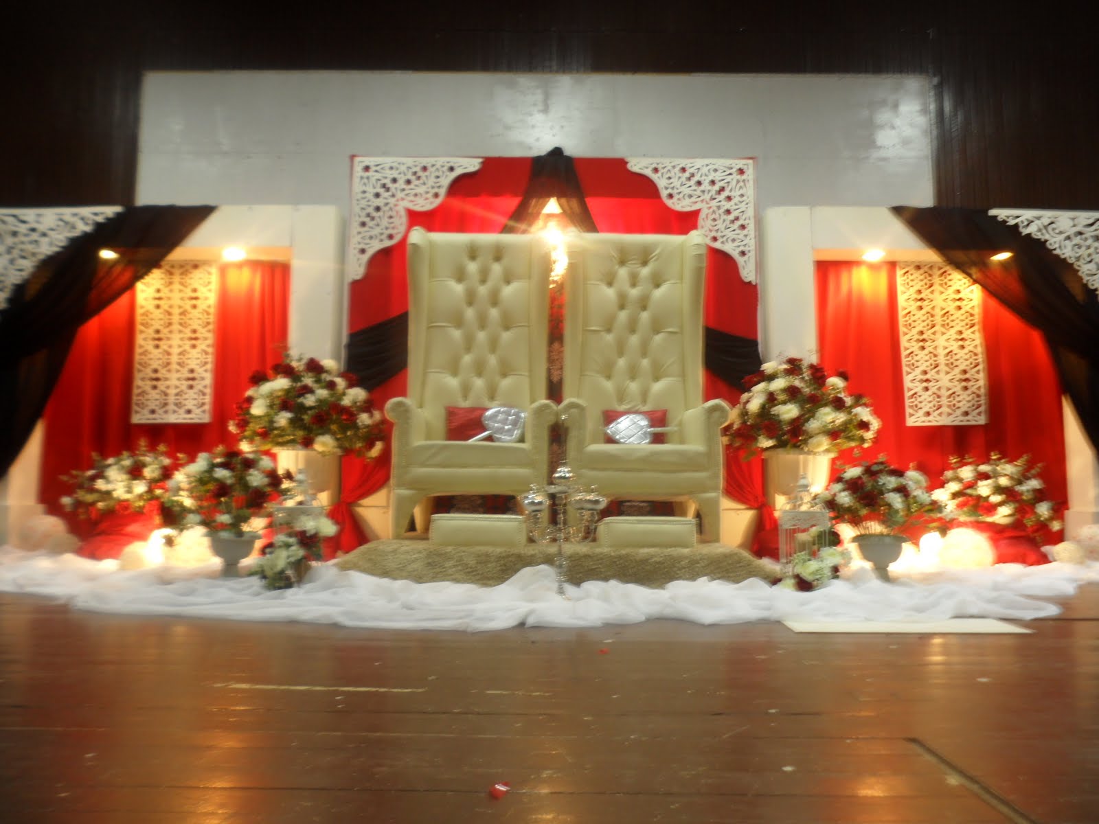 Secret Garden Bridal House: pelamin dan mini pelamin