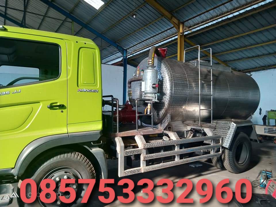 KAROSERI TRUK MOBIL: TANGKI 10.000 LITER TRUK TANGKI SOLAR TANGKI ...