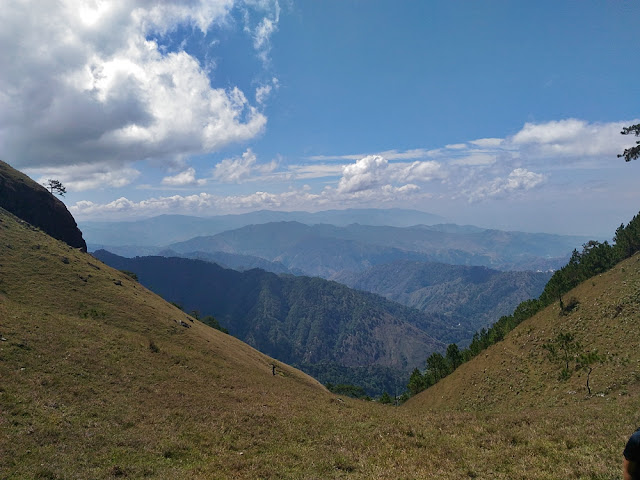 Hiking Mount Ulap at the Most Opportune Time - Nomadic Experiences