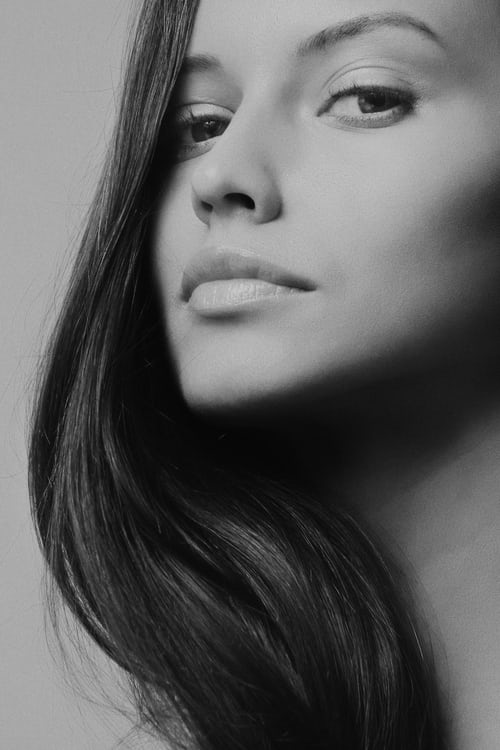 Infographics: Well-Kept Secrets To Glowy Skin For The New Year!