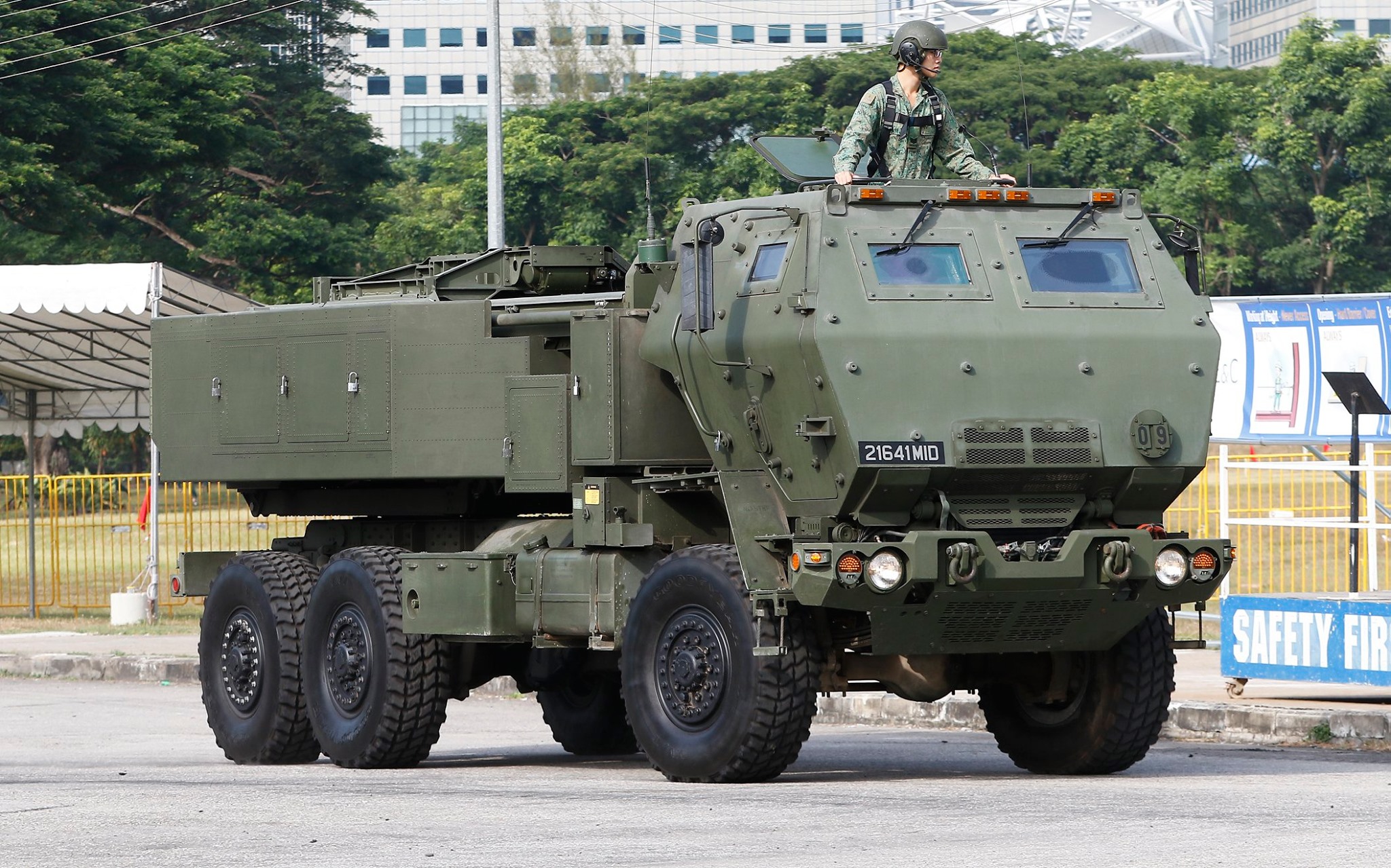 Full Frame: Singapore Army's HIMARS Featured In Lockheed Martin's Precision Strike Missile Animation
