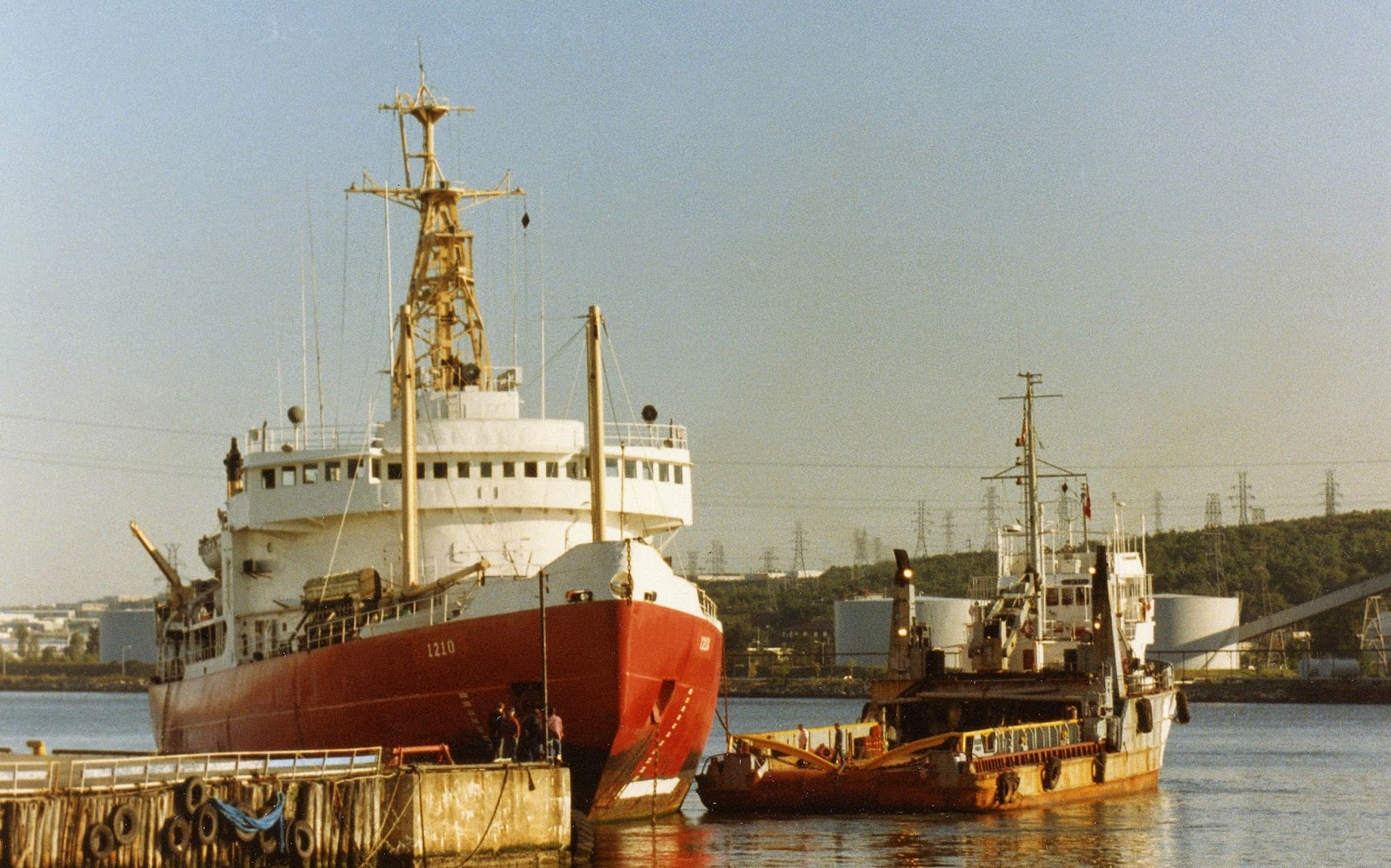 Shipfax: Henry Larsen pays a visit