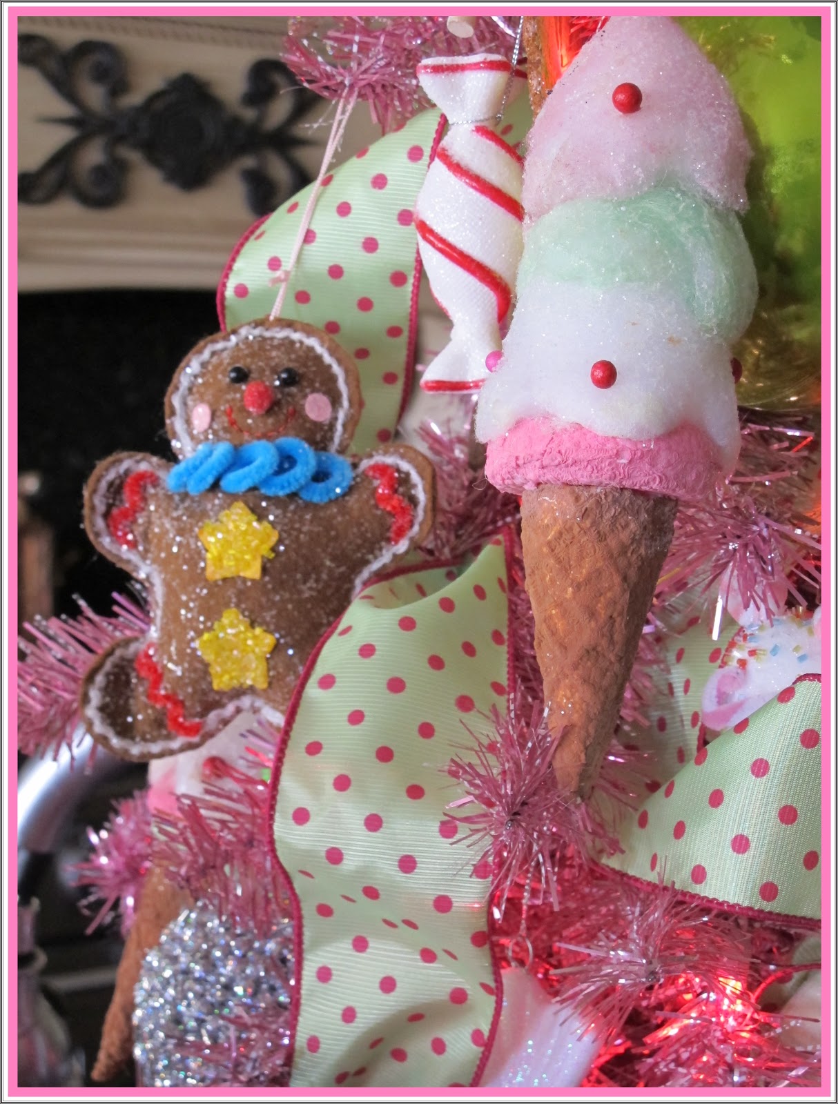 Sugarplum Tree Tablescape - Purple Chocolat Home