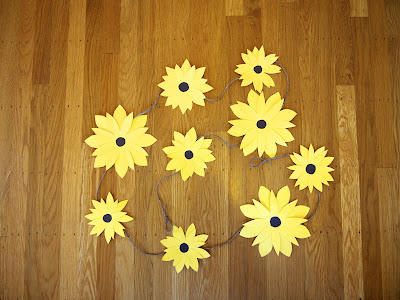 Paper Sunflower Chain • Bring light into any room!