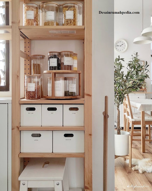 6 Inspirasi Menata Desain Pantry Minimalis Agar Terlihat Lebih Rapi dan ...