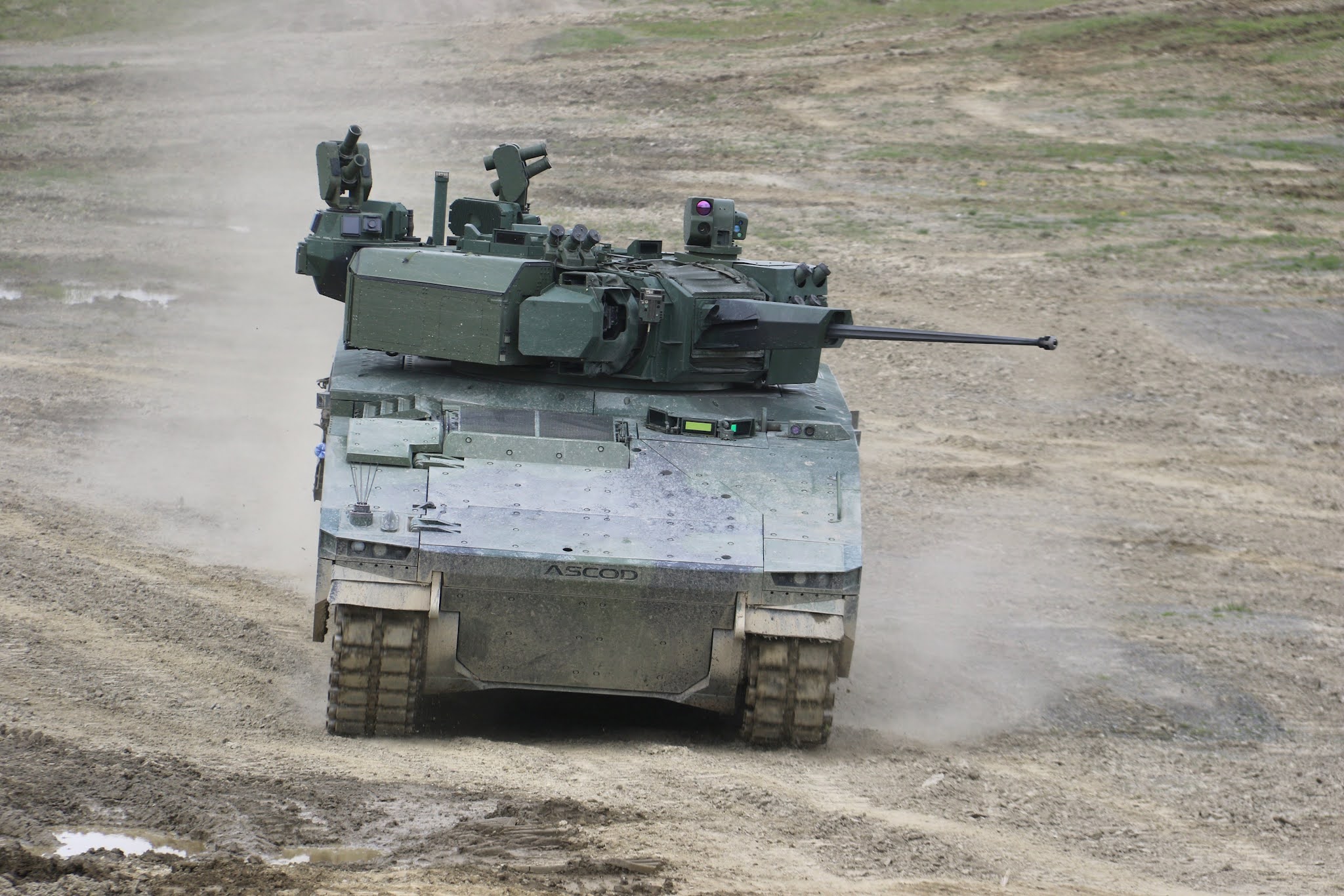 AAG_th บันทึกประจำวัน: สาธารณรัฐเช็กระงับการแข่งขันจัดหารถรบทหารราบ ...