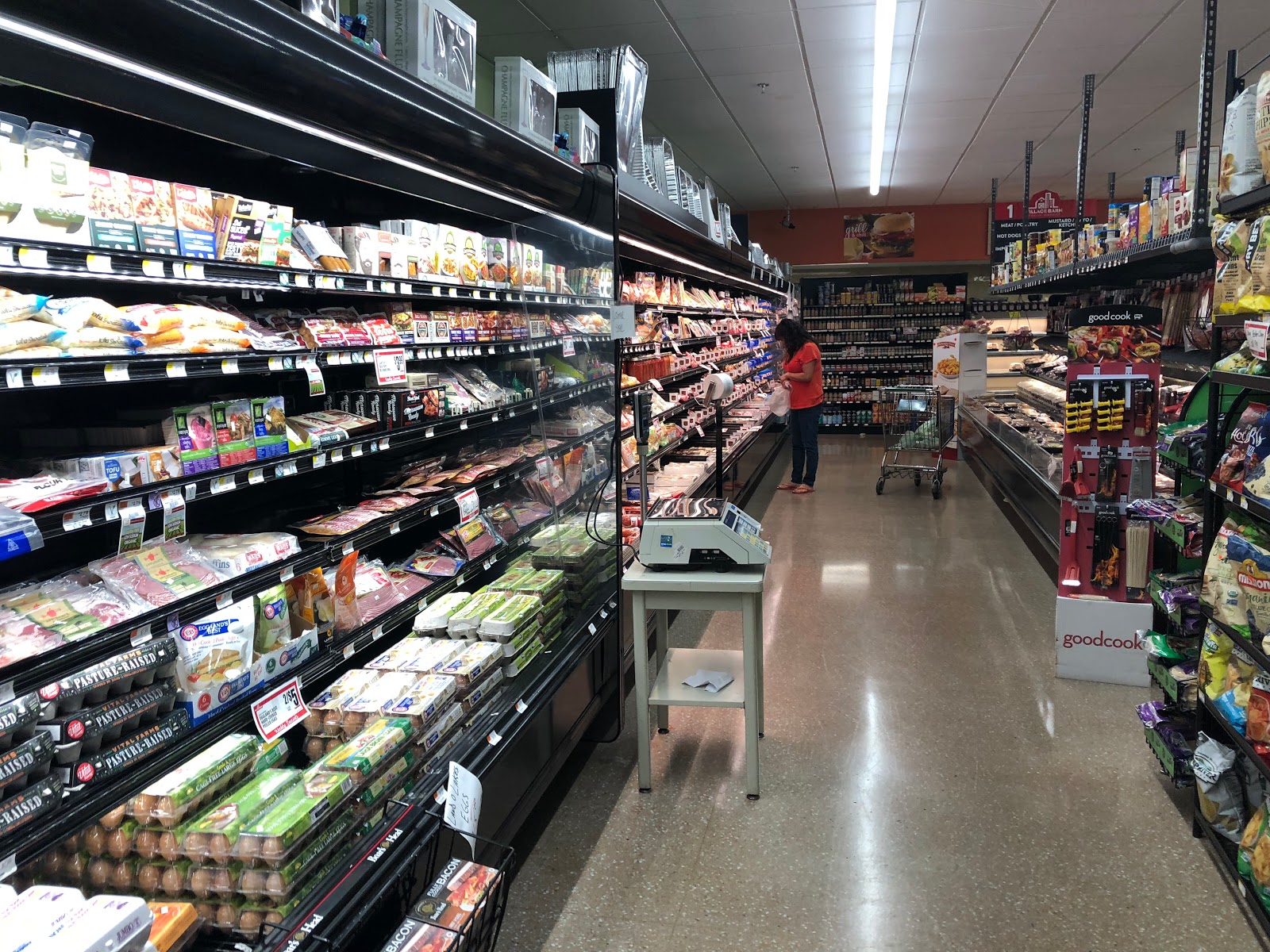 TOUR: Village Barn Fresh Market - Middle Village, NY