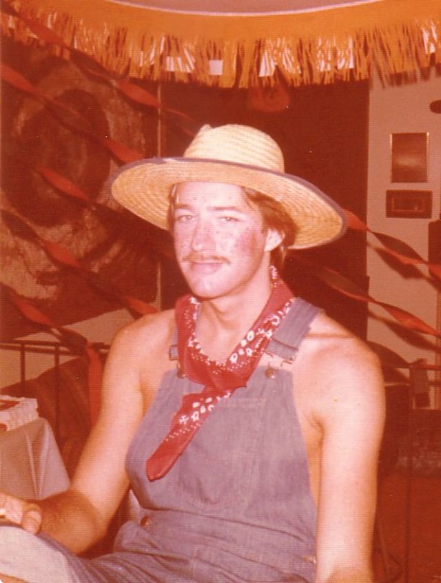 20 Candid Snapshots From a Queer Halloween Party in Sacramento, 1978 ...
