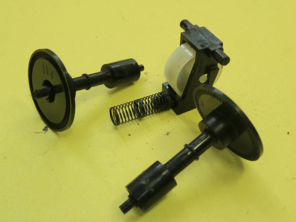 BugWorkShop - 甲蟲工作室: Logitech（羅技）M-S34 PS/2 有線滑鼠（2 Button Mouse）- 拆解