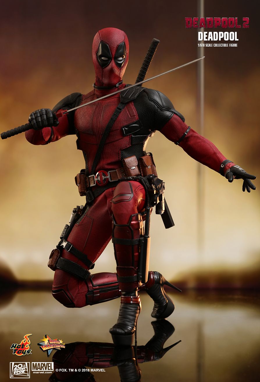 toyhaven: Preview Pics of Hot Toys MMS490 Deadpool 2 1/6th scale ...