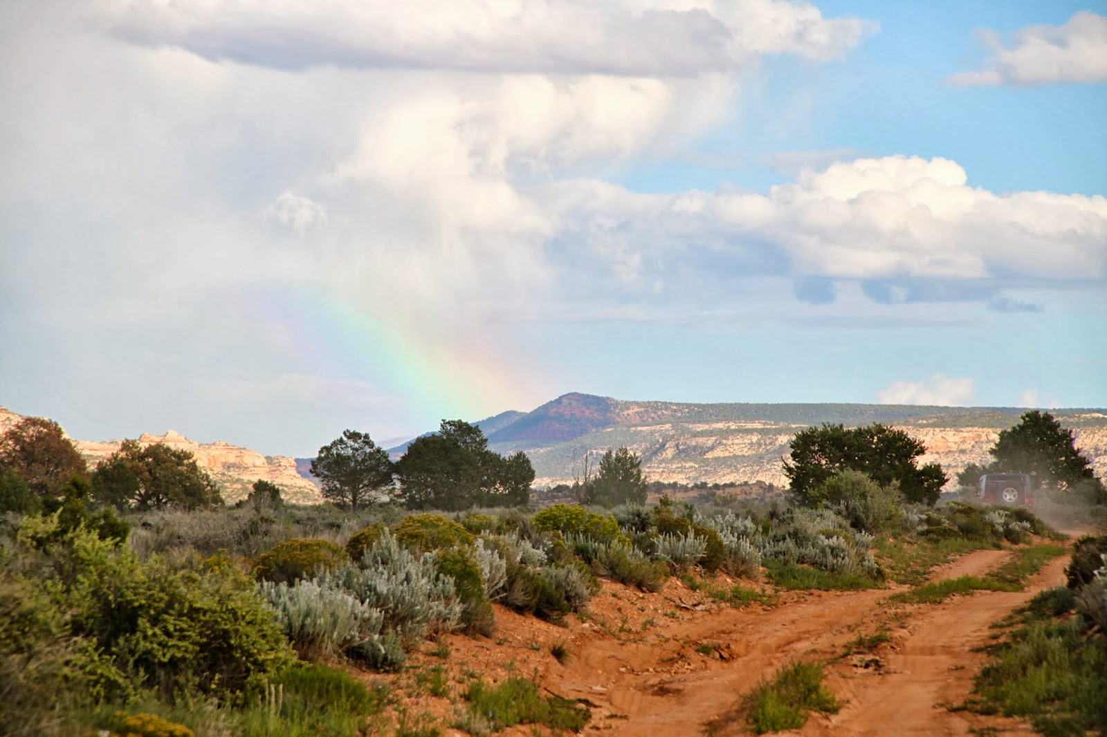 HappyTrails4wd.com: Beef Basin, S.E. Utah