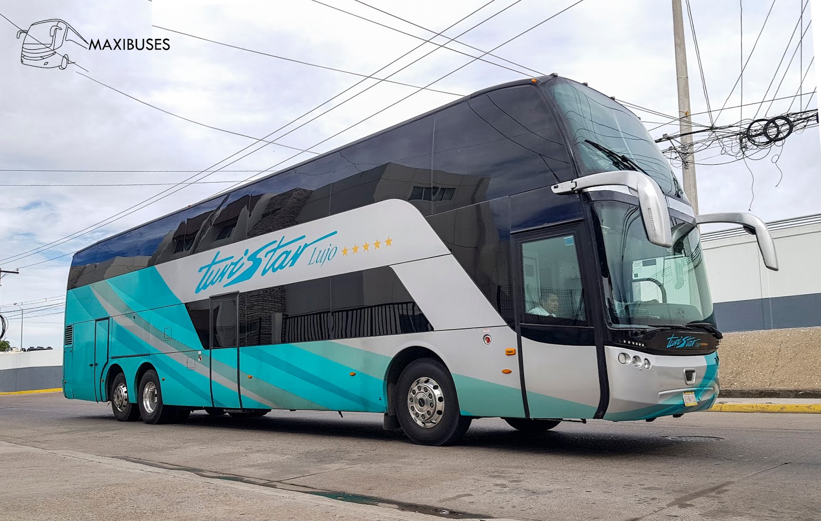MAXIBUSES: TURISTAR LUJO