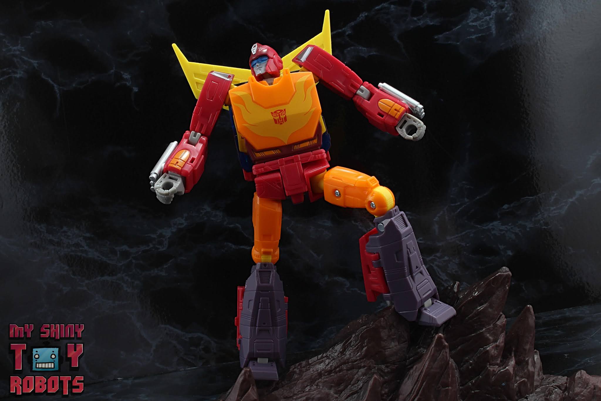 My Shiny Toy Robots: Toybox REVIEW: Transformers Studio Series 86 Hot Rod