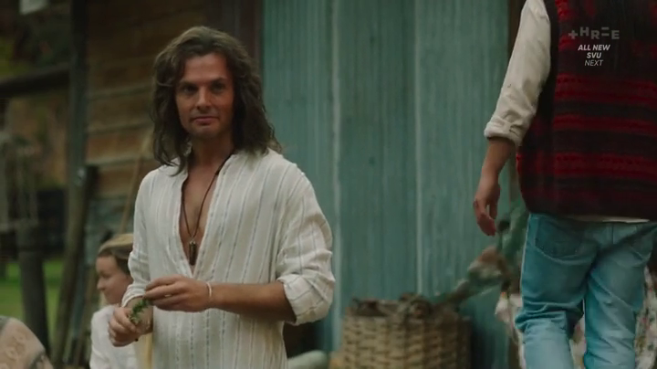 ausCAPS: Daniel Watterson shirtless in Westside 5-04 "Episode #5.4"