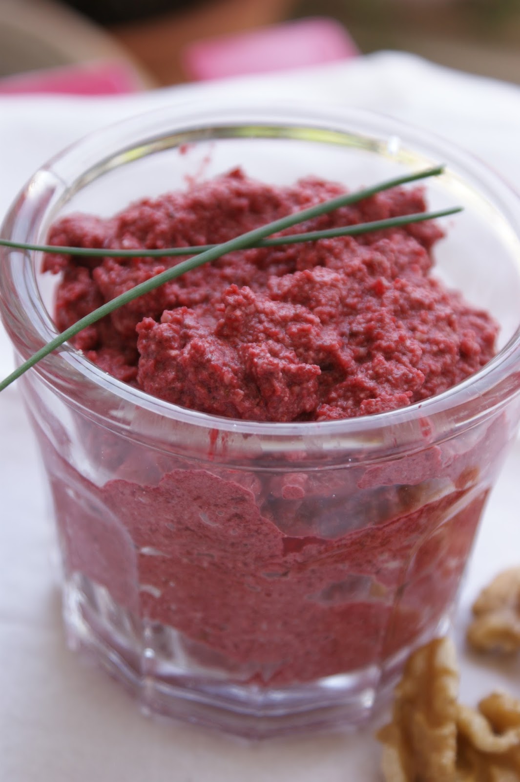 Afternoon Tea: Caviar de betteraves aux noix