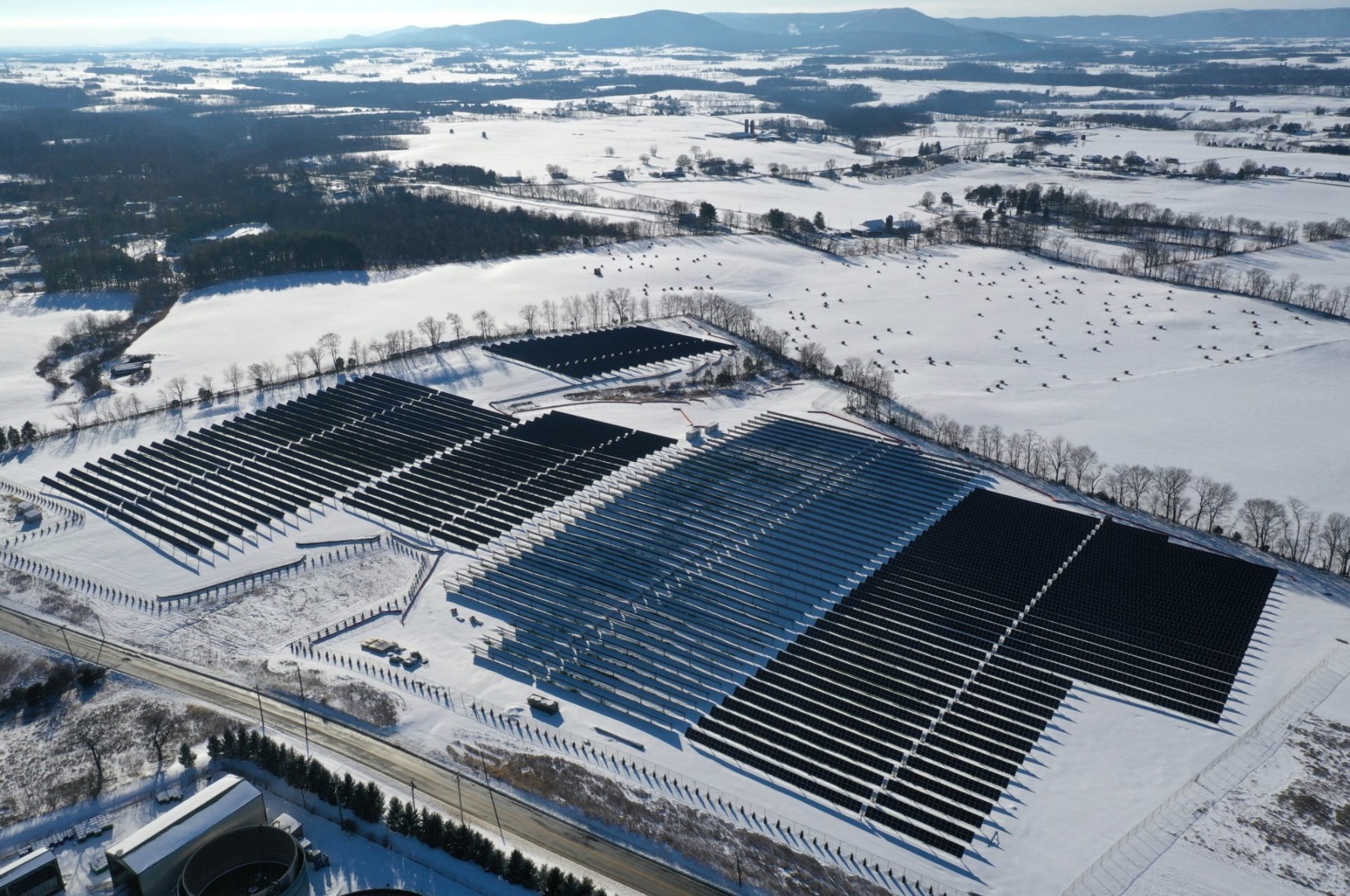 PA Environment Digest Blog: Lightsource bp 17.5 Megawatt Solar Farm Now ...