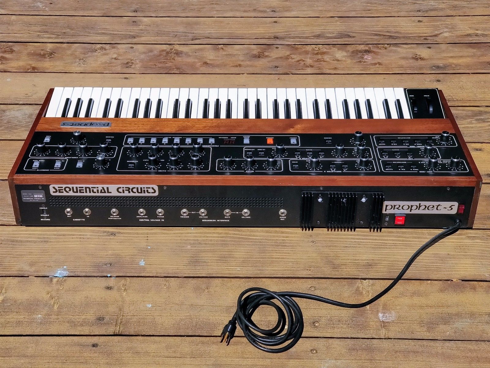 MATRIXSYNTH: Sequential Circuits Prophet 5 Rev 3 Analog Synthesizer SN ...