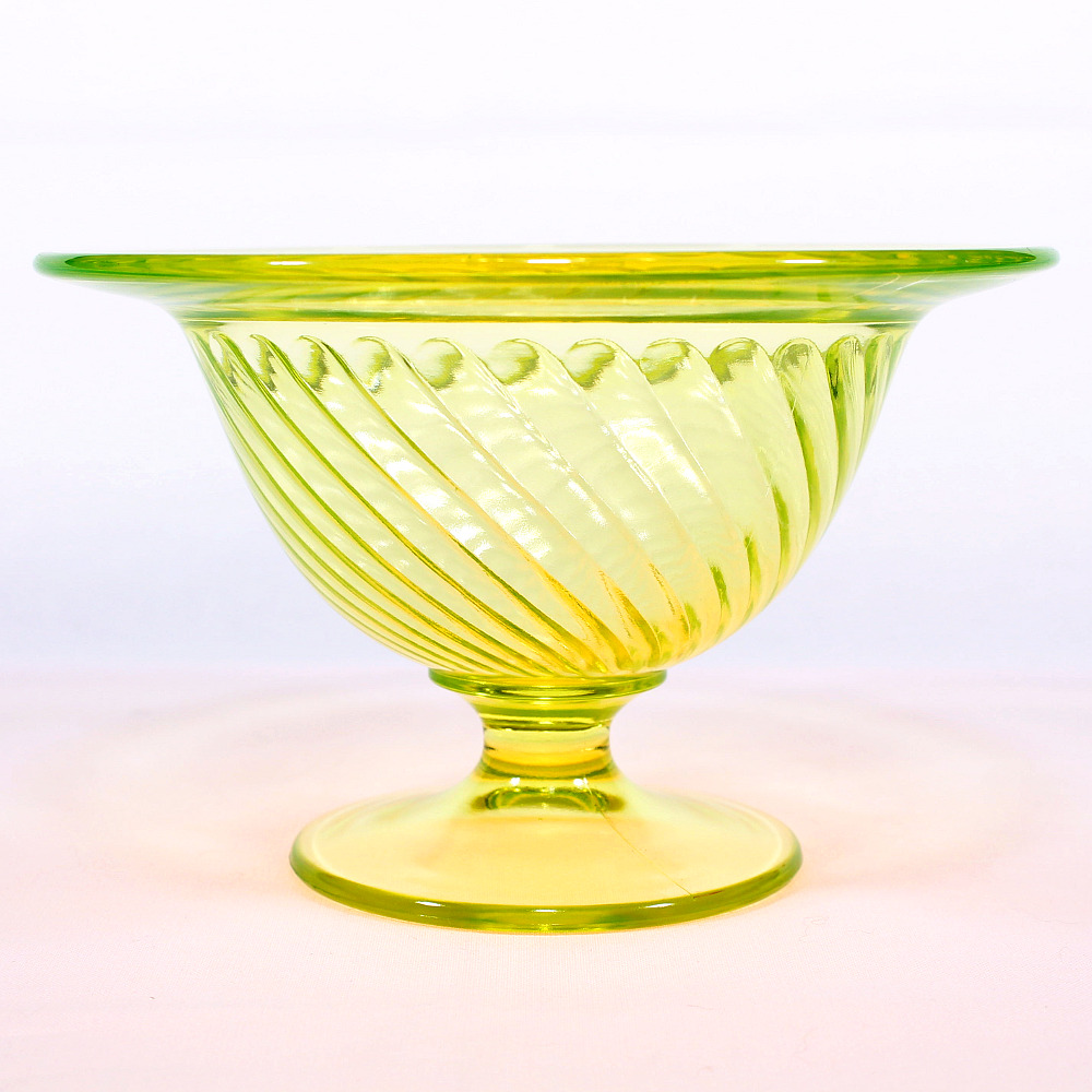 Zoe Designs Vintage: Imperial Glass, Twisted Optic, Vaseline Glass Bowl