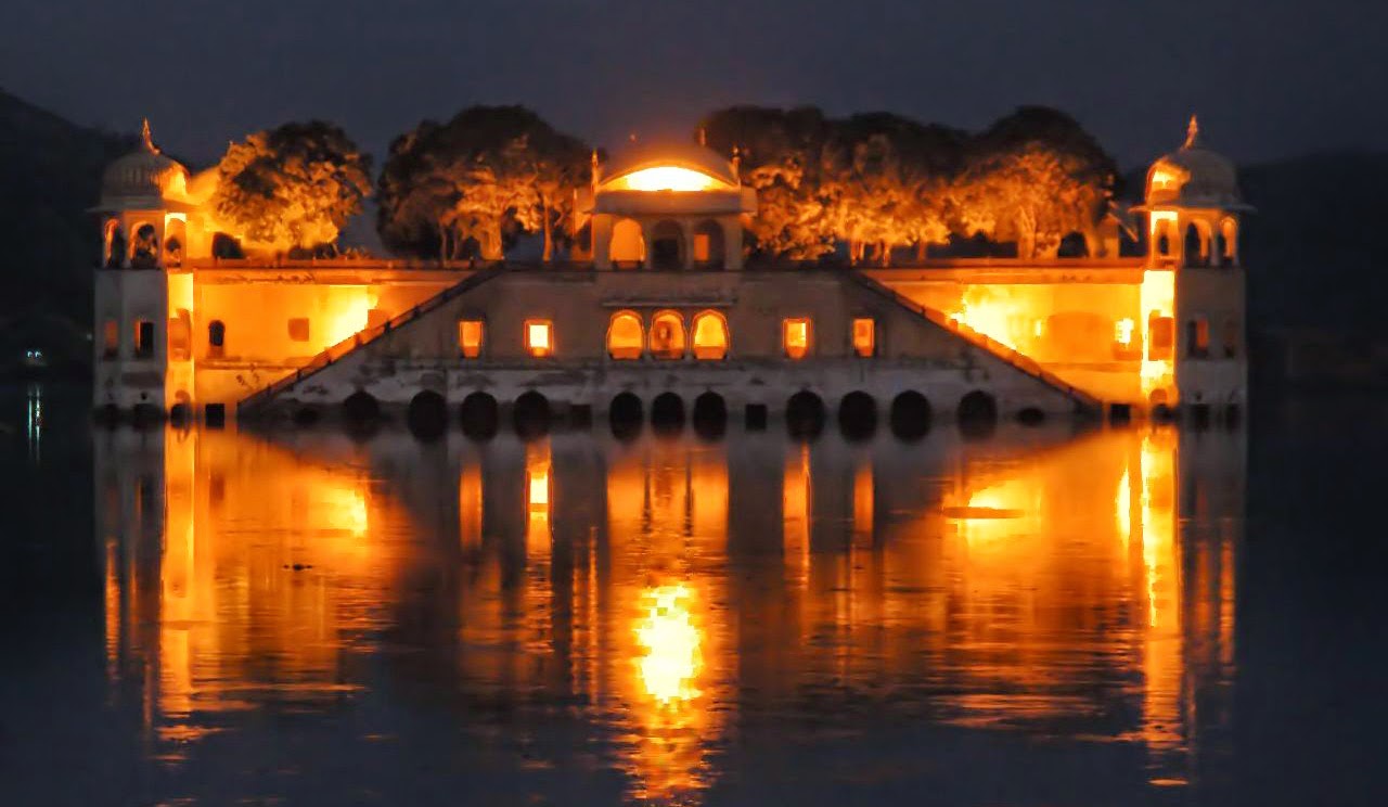Jal Mahal - Most Amazing and Beautiful - Amaziful