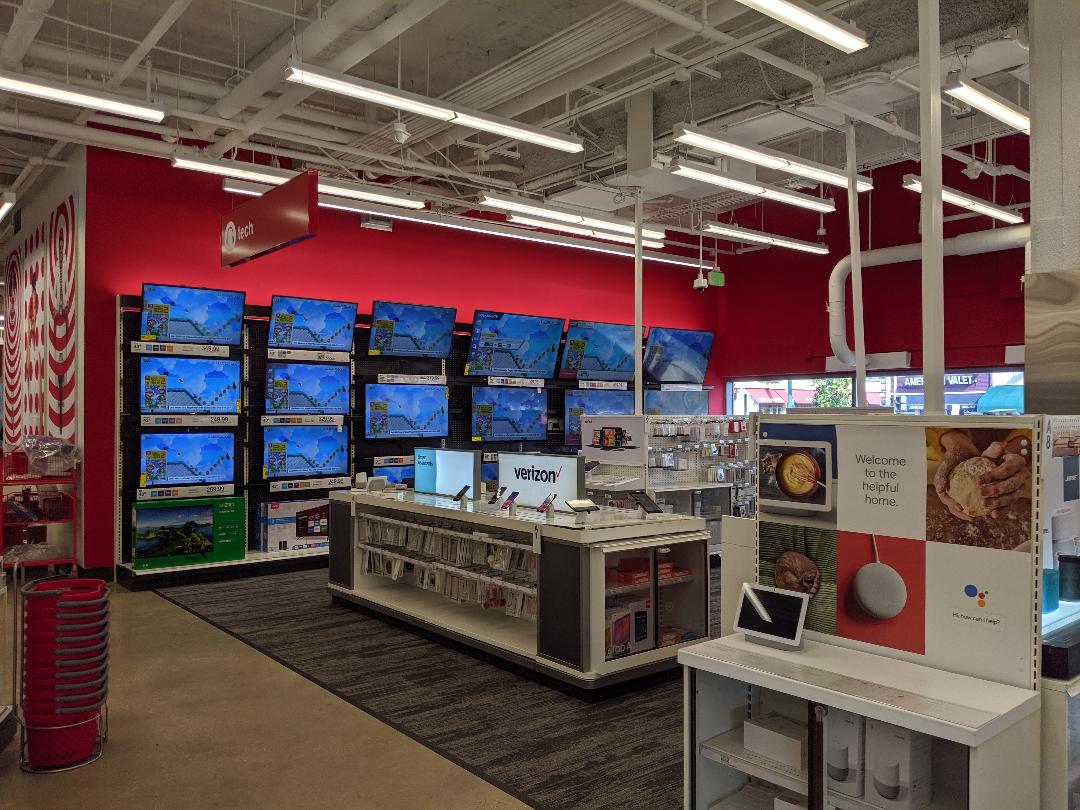 Robert Dyer @ Bethesda Row: Tenleytown Target opens to huge crowds (Photos)