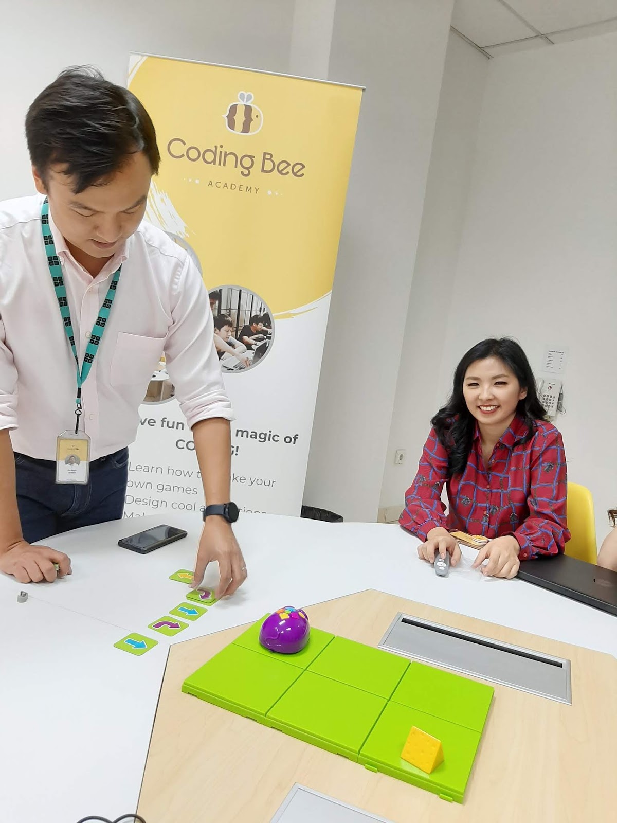 Pentingnya Belajar Coding Sejak Dini , Coding Bee Academy Dan BPK ...