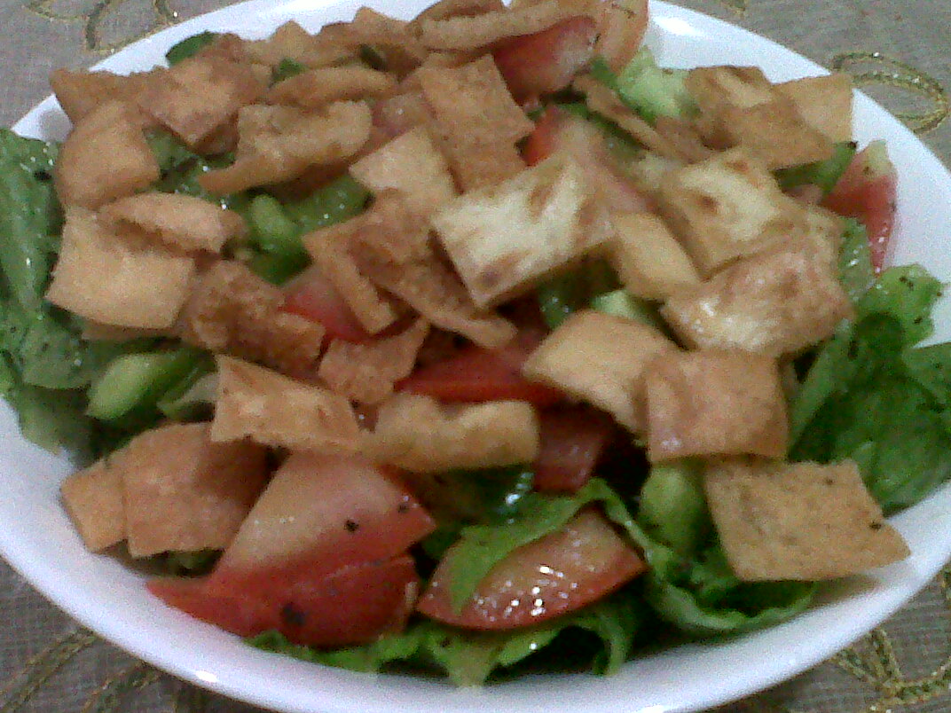 LYDIA's Q8 MATBAHNA AL ARABI: MAKLOUBE' Up Side Down Chicken Rice (Syrian)