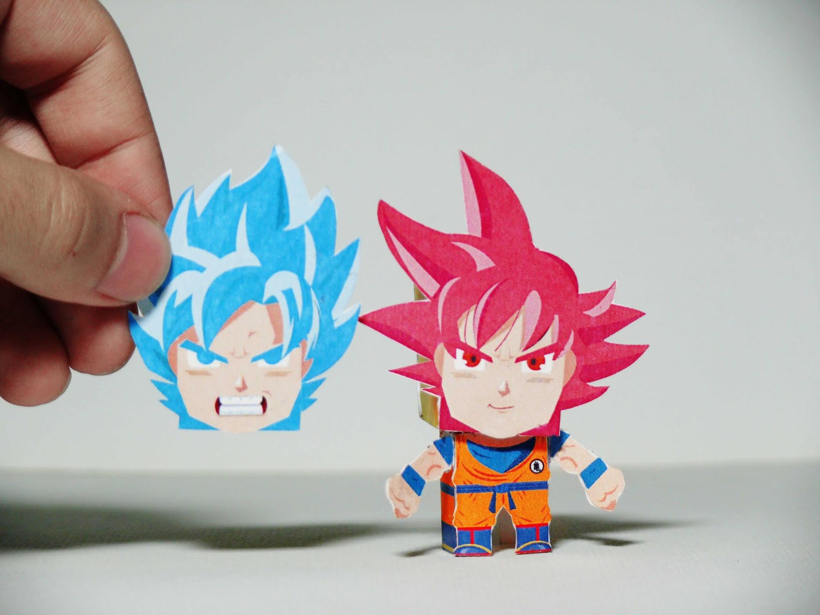 Super Paper-Hero: Dragon Ball Super Broly (Stop-motion)