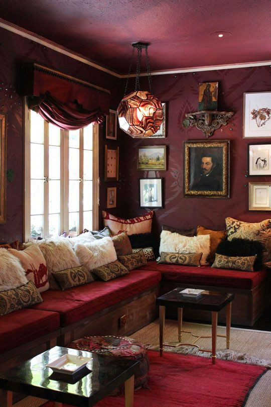 Eye For Design: Burgundy Colored Interiors, On Trend and Beautiful